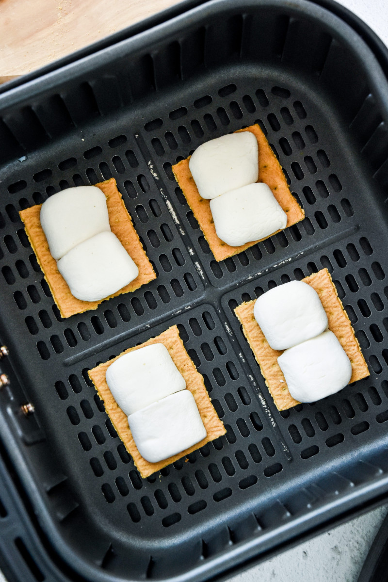 5-Minute Air Fryer S'mores - Project Meal Plan
